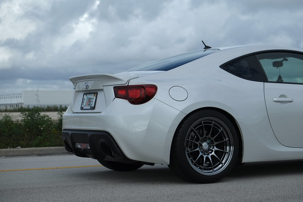 Rims vs. Wheels: Unraveling the Key Differences — Envision Tuning